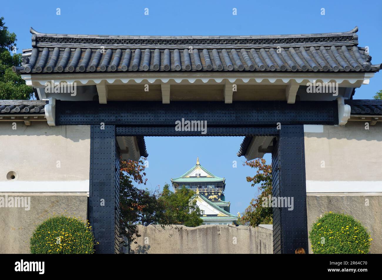 Osaka Castle, Sakura Gate Stock Photo - Alamy