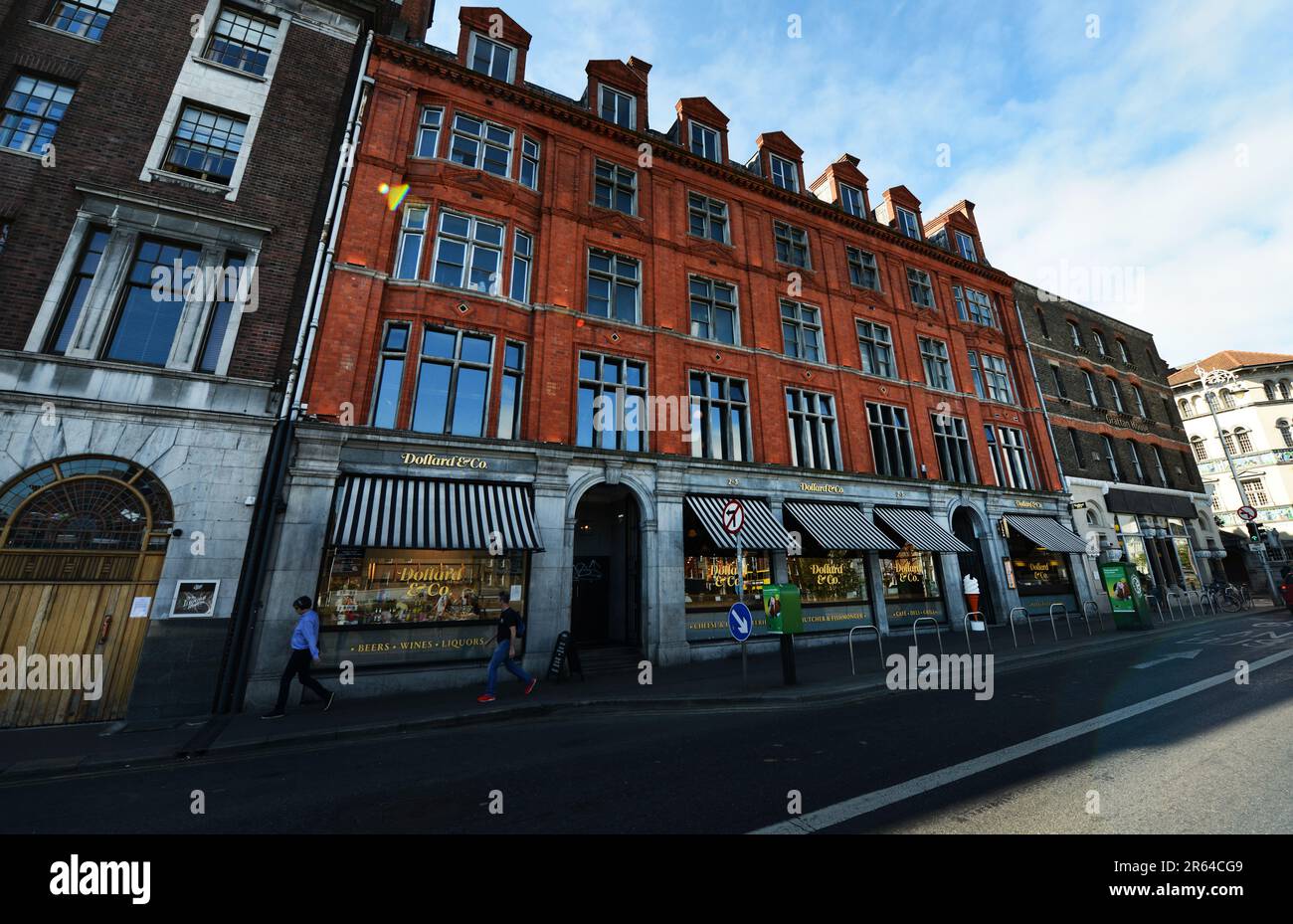 The Dollard House on Wellington Quay, Dublin, Ireland Stock Photo - Alamy