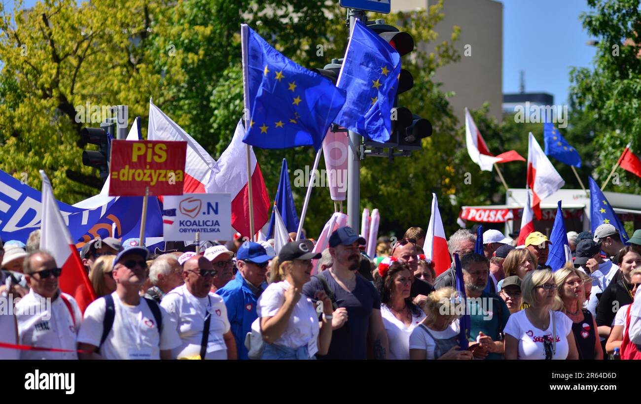 Warsaw, Poland. 4 June 2023. Hundreds of thousands march in anti ...
