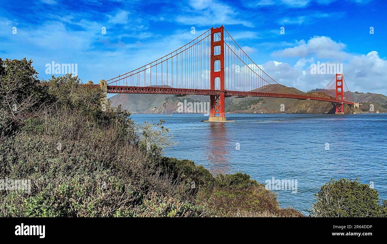 The Golden Gate Bridge seen from the marine avenue over the bay of the ...