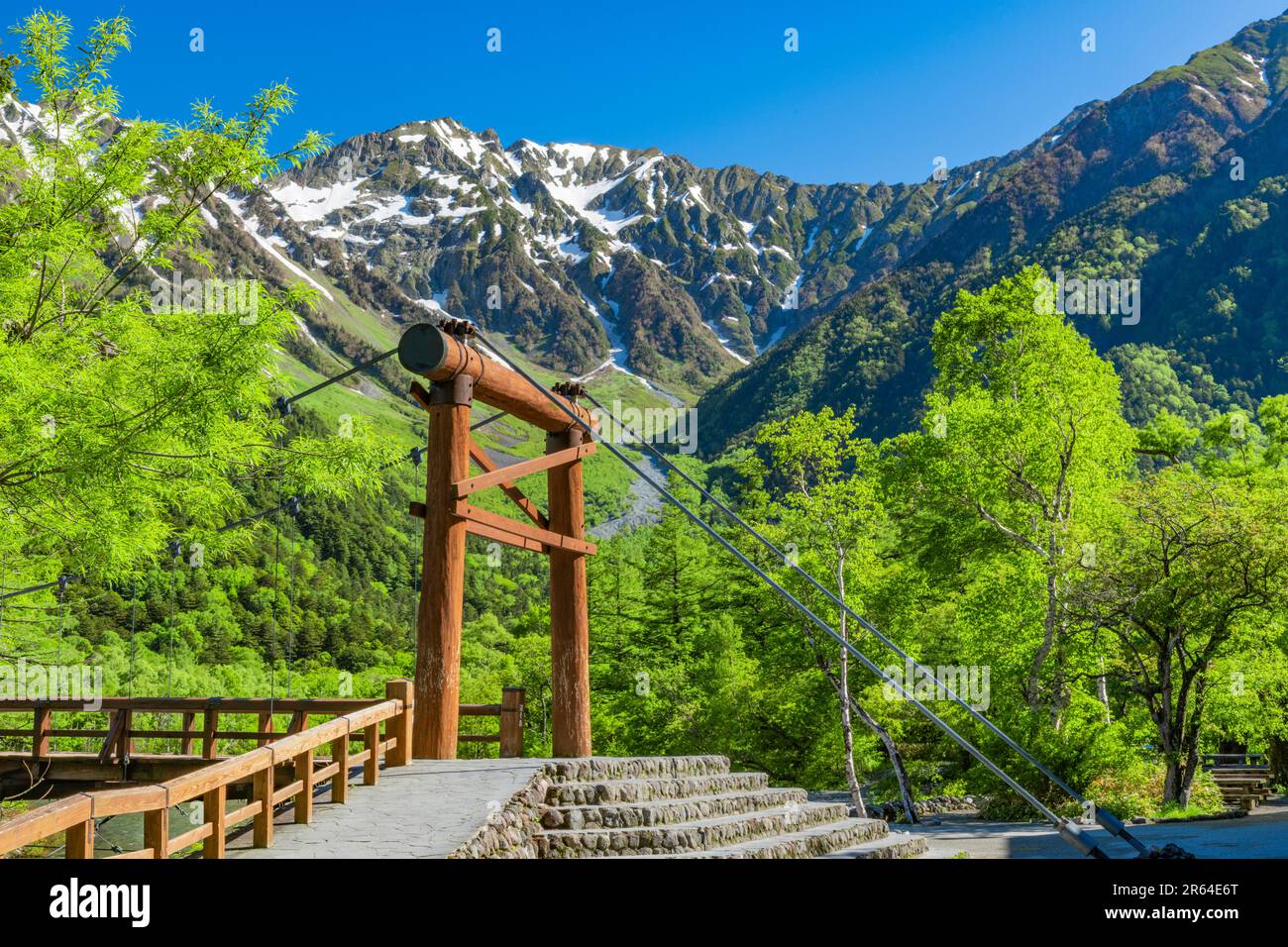 Kamikochi Kappa Bridge and?Hotaka Mountain Range Stock Photo - Alamy