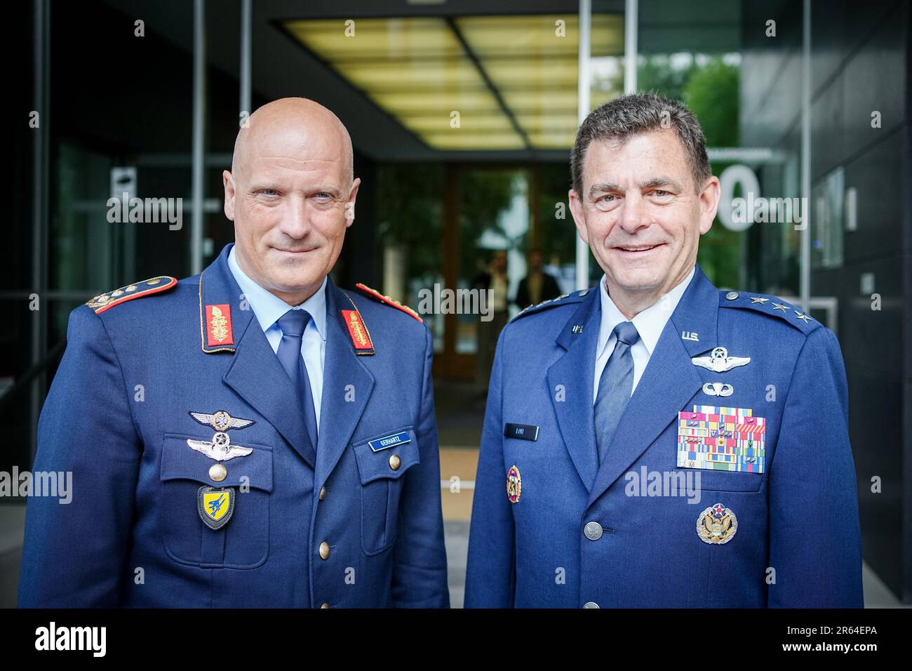 07 June 2023, Berlin: Ingo Gerhartz (l), Lieutenant General and ...