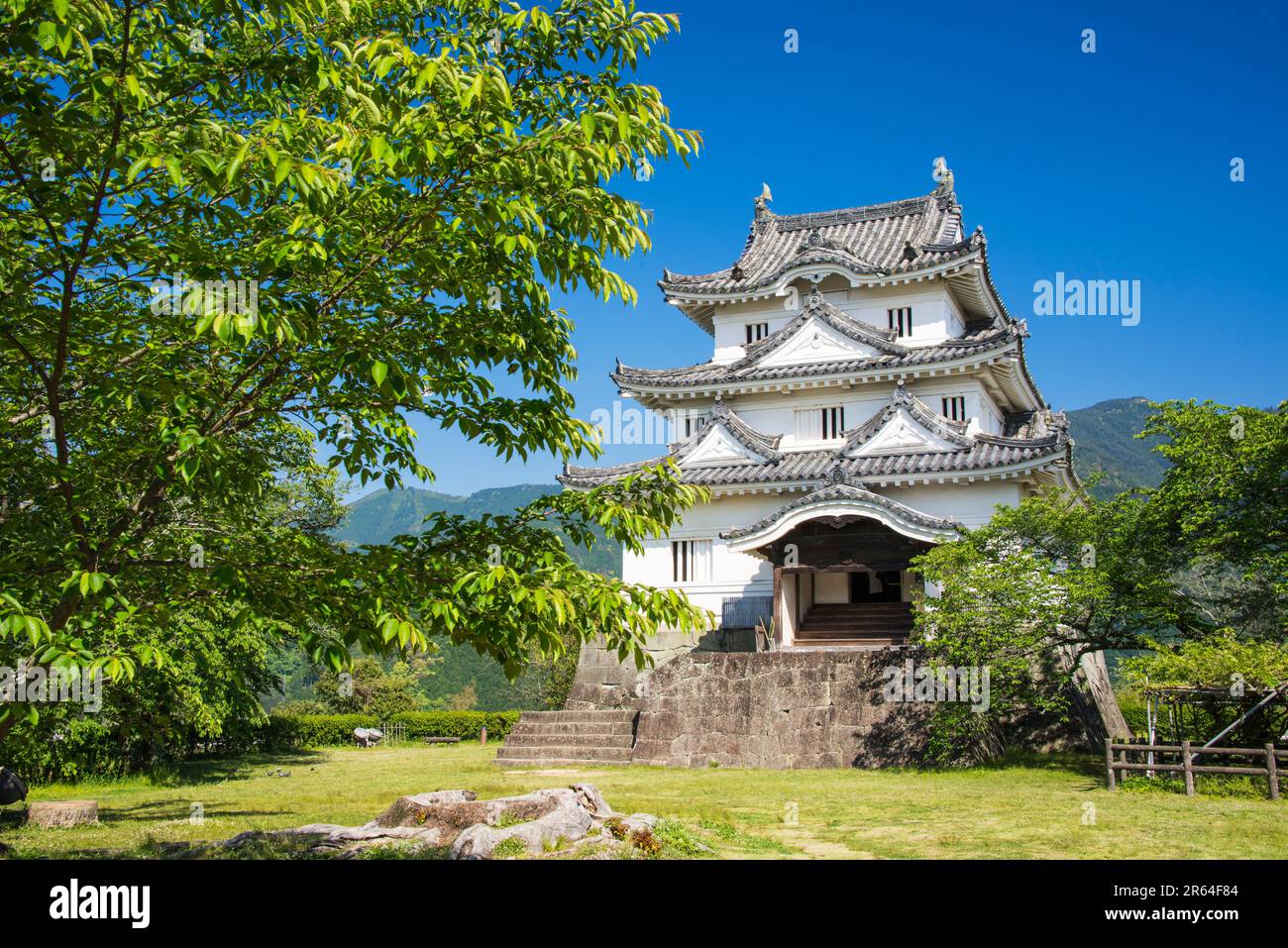 Japan ehime uwajima castle hi-res stock photography and images - Alamy