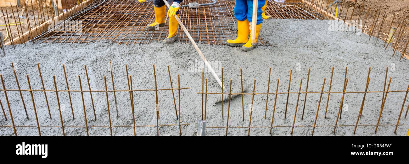 construction site of flooring a new built house Stock Photo - Alamy