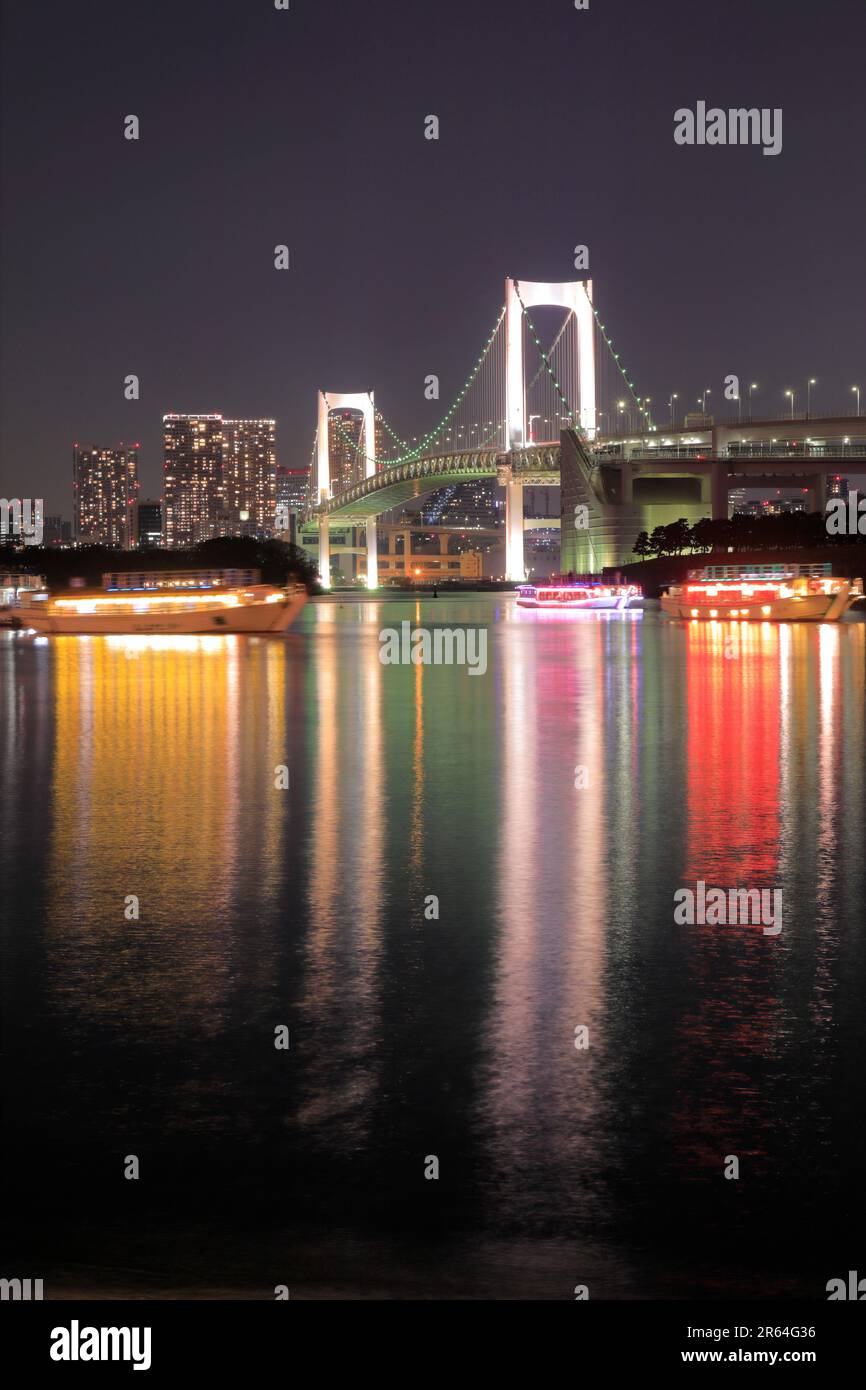 Night View of Houseboat and Rainbow Bridge Stock Photo - Alamy