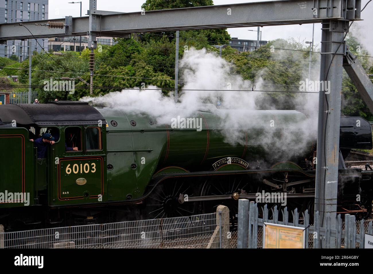 Slough main line station hi-res stock photography and images - Alamy