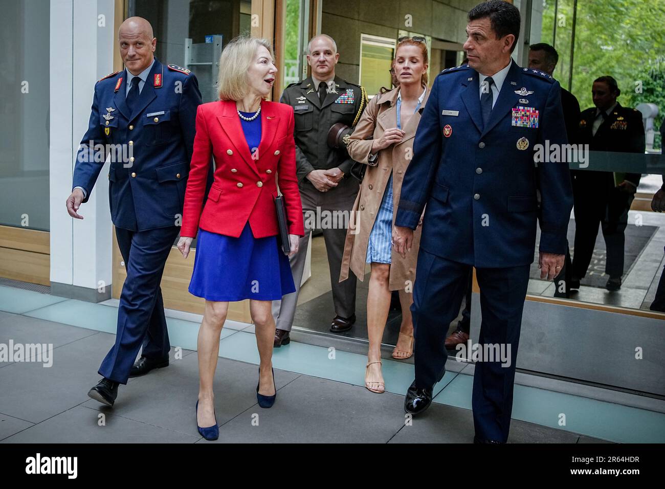 07 June 2023, Berlin: Amy Gutmann, U.S. Ambassador, Ingo Gerhartz (l ...