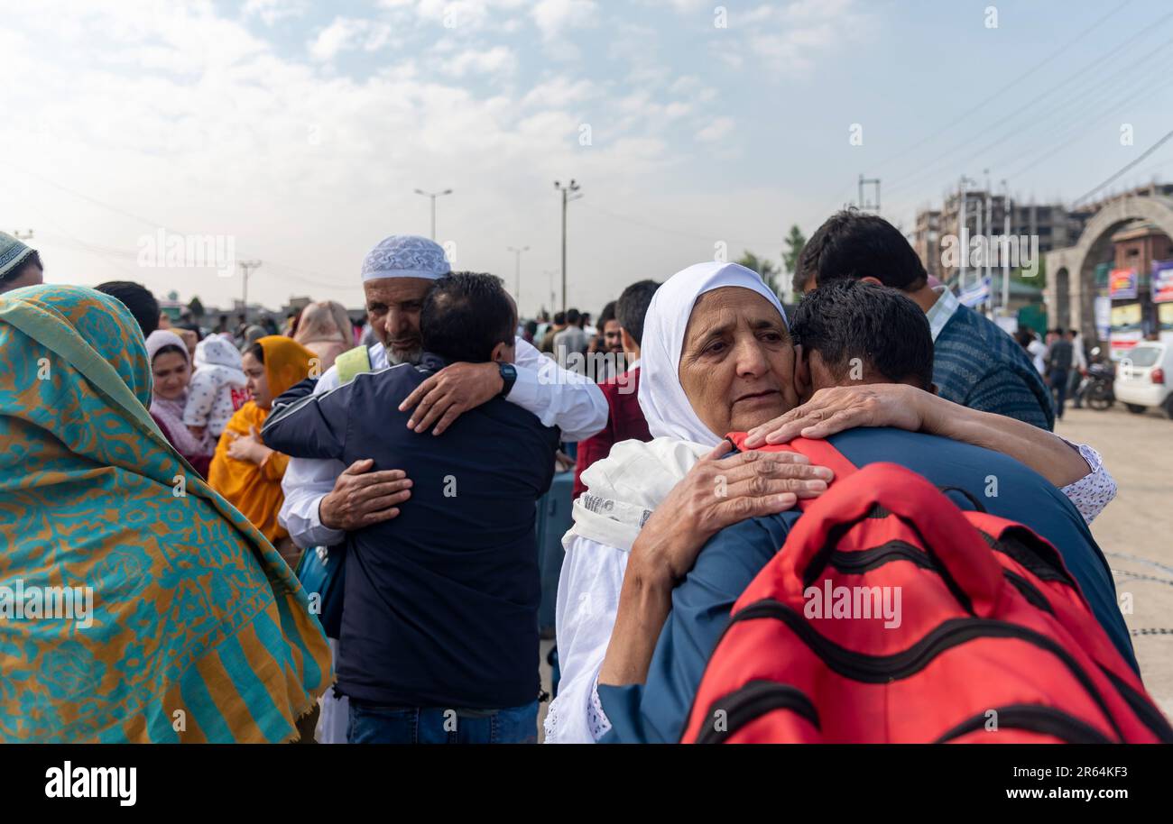 Srinagar, India. 07th June, 2023. Pilgrims hug their relatives before ...
