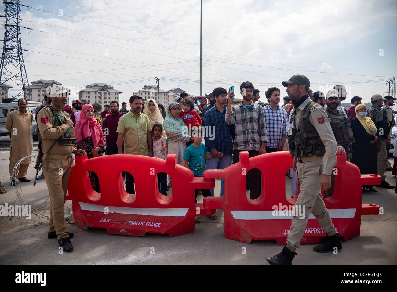 Saudi police officer hi-res stock photography and images - Alamy