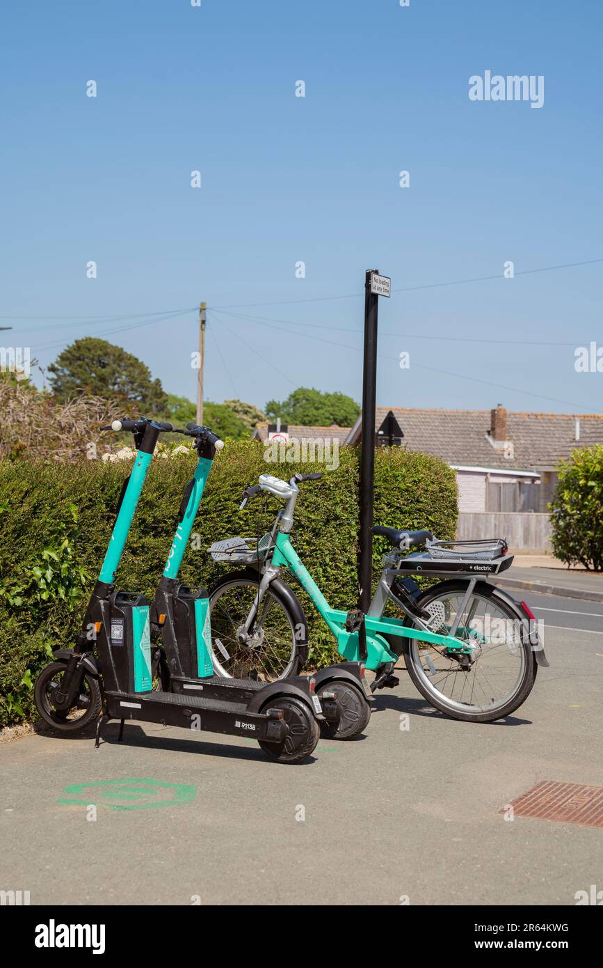 Beryl electric bike and Beryl electric scooters on a street corner in ...