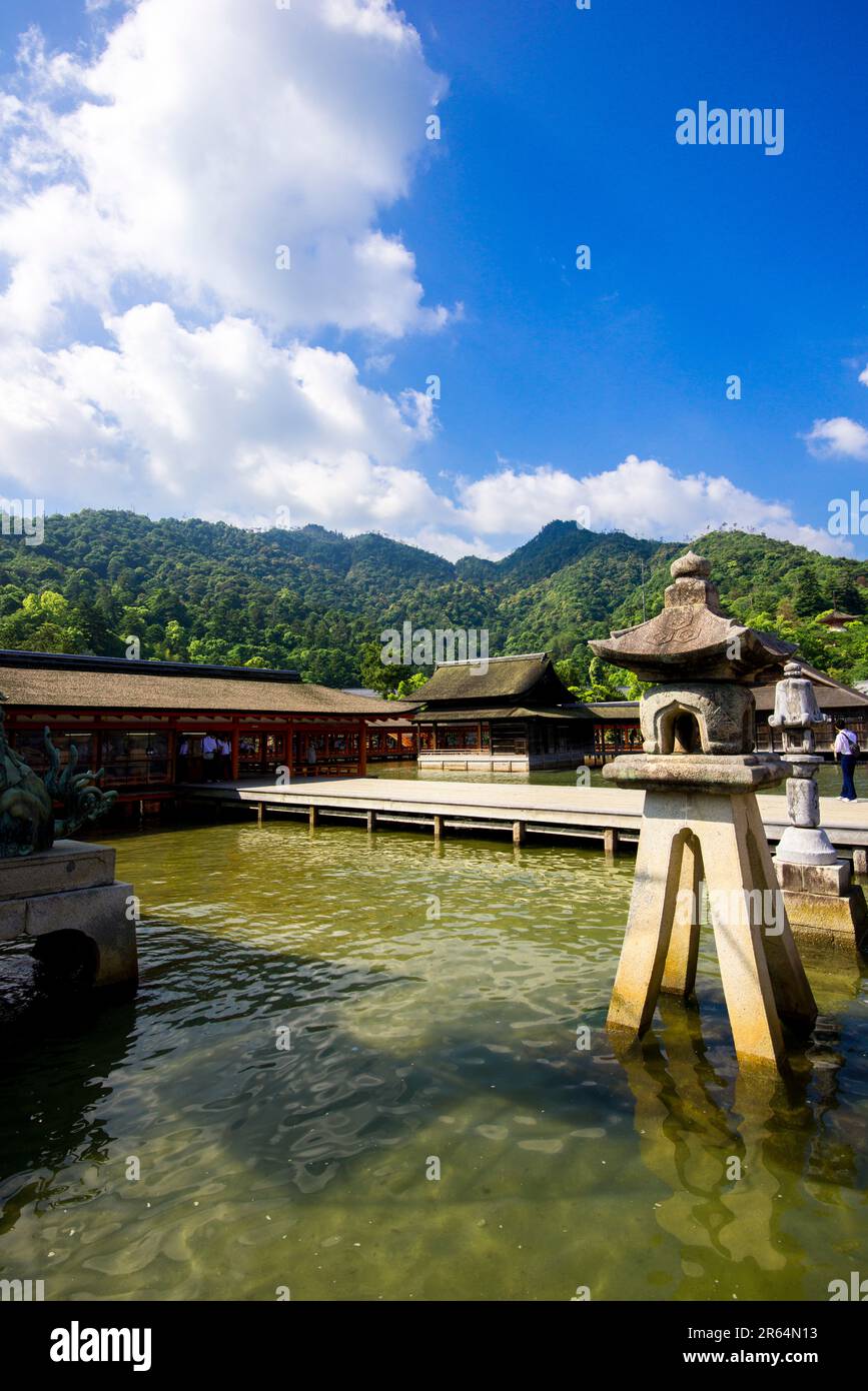 Itsukushima shrine, miyajima noh hi-res stock photography and images ...