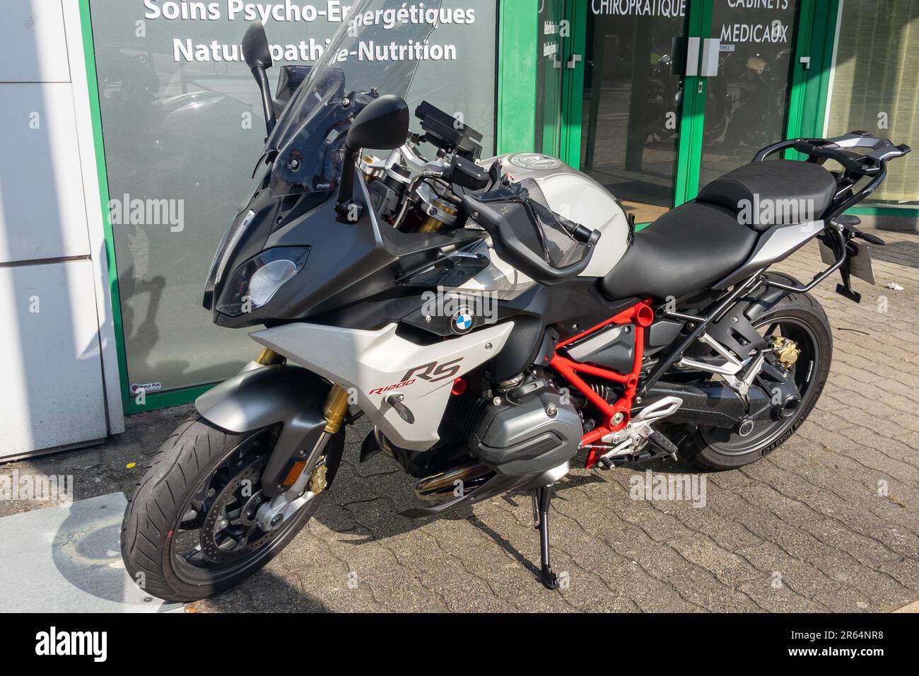 1200rs hi-res stock photography and images - Alamy