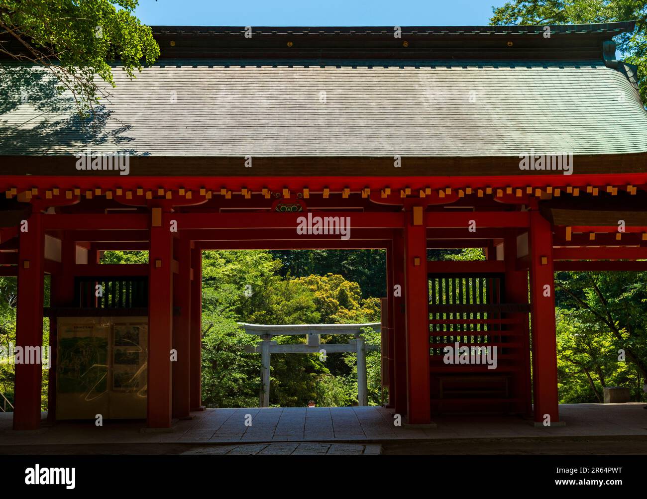 Tower gate of Katori Jingu Shrine Stock Photo - Alamy