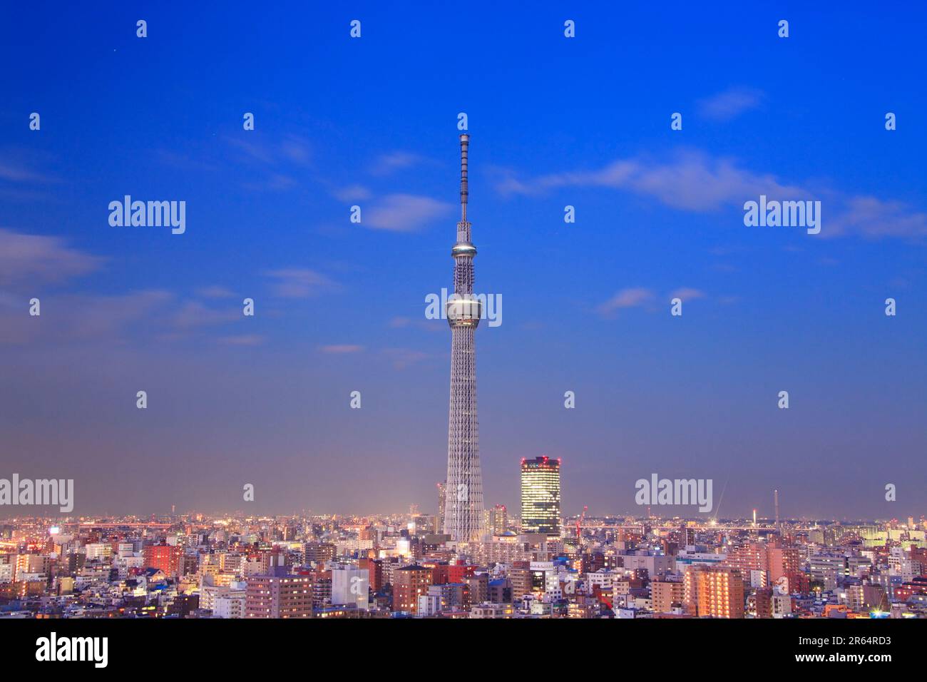 Tokyo sky tree at sunset Stock Photo - Alamy