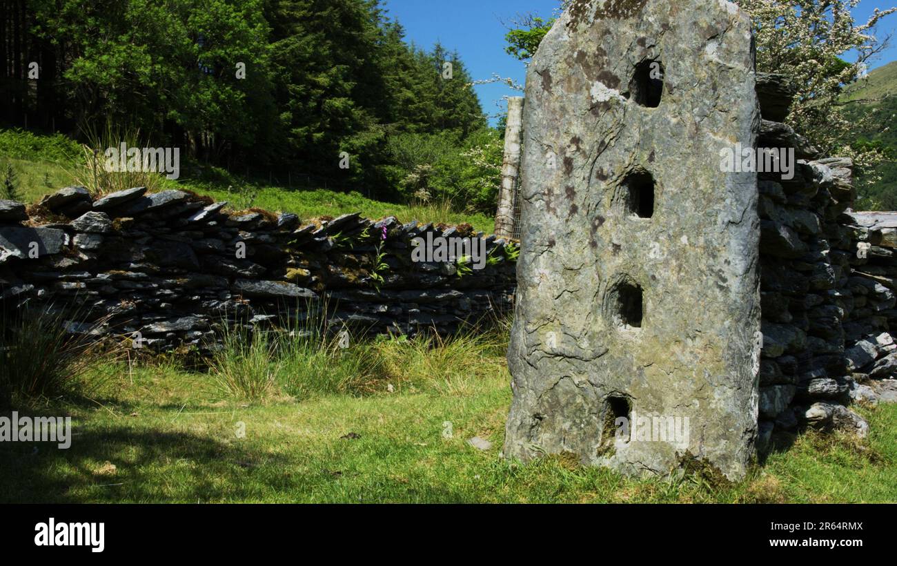 Traditional stone fence supports hi-res stock photography and images ...