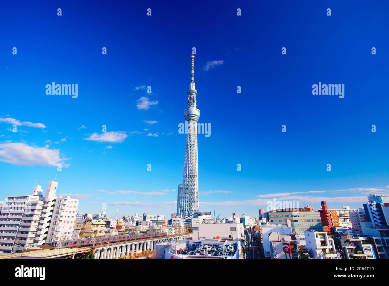Tobu skytree line hi-res stock photography and images - Alamy