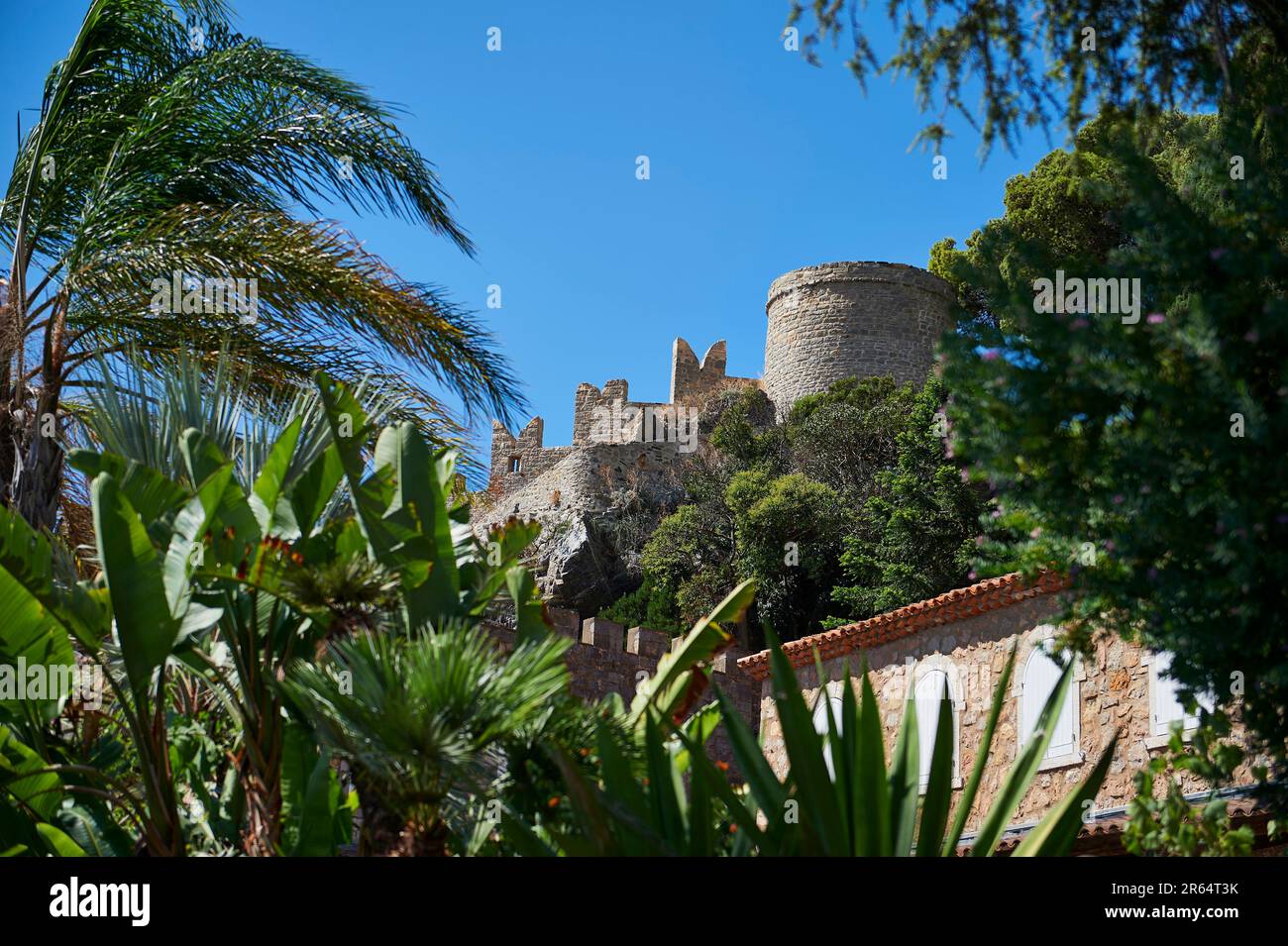 Hyeres (south-eastern France): villa “castel Sainte-Claire” Stock Photo ...