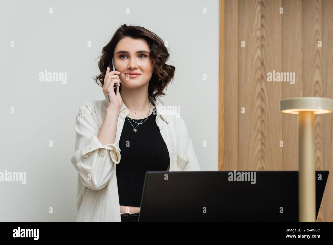 Guest with tattoo hi-res stock photography and images - Alamy