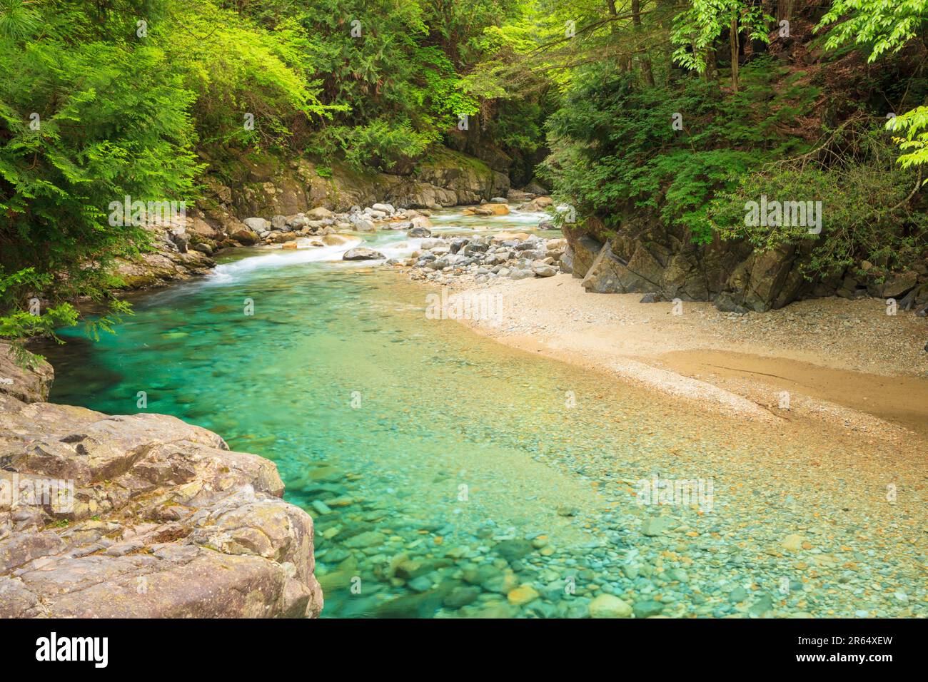 Daylight and valley hi-res stock photography and images - Alamy