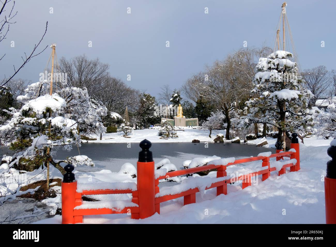 Statue of murasaki shikibu hi-res stock photography and images - Alamy