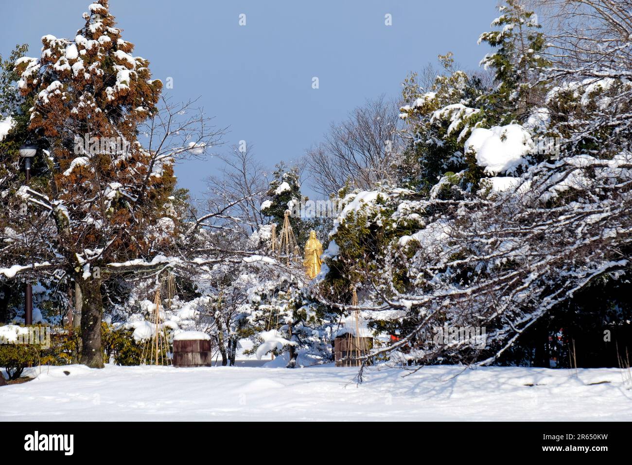 Statue of murasaki shikibu hi-res stock photography and images - Alamy