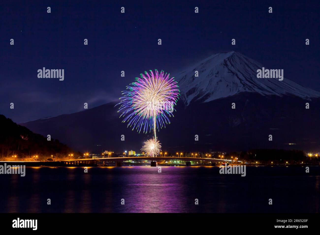 Winter Fireworks at Kawaguchiko and Mt. Fuji Stock Photo - Alamy