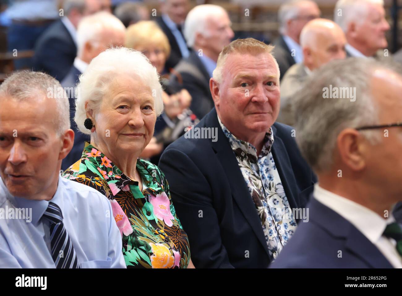 Lady Mary Elizabeth Peters (centre) and former sports editor of the ...