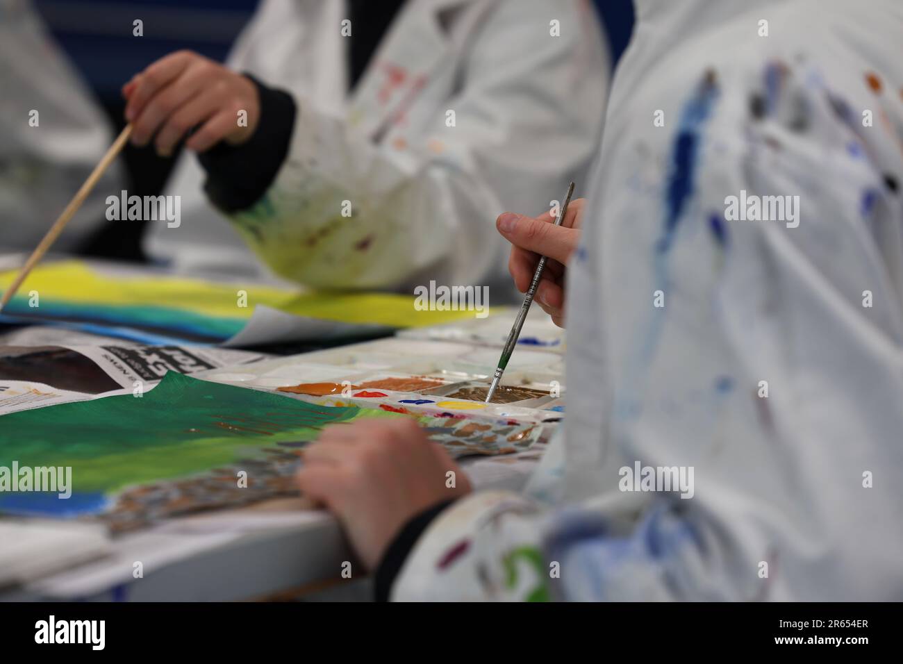 Students desk blue project hi-res stock photography and images - Alamy