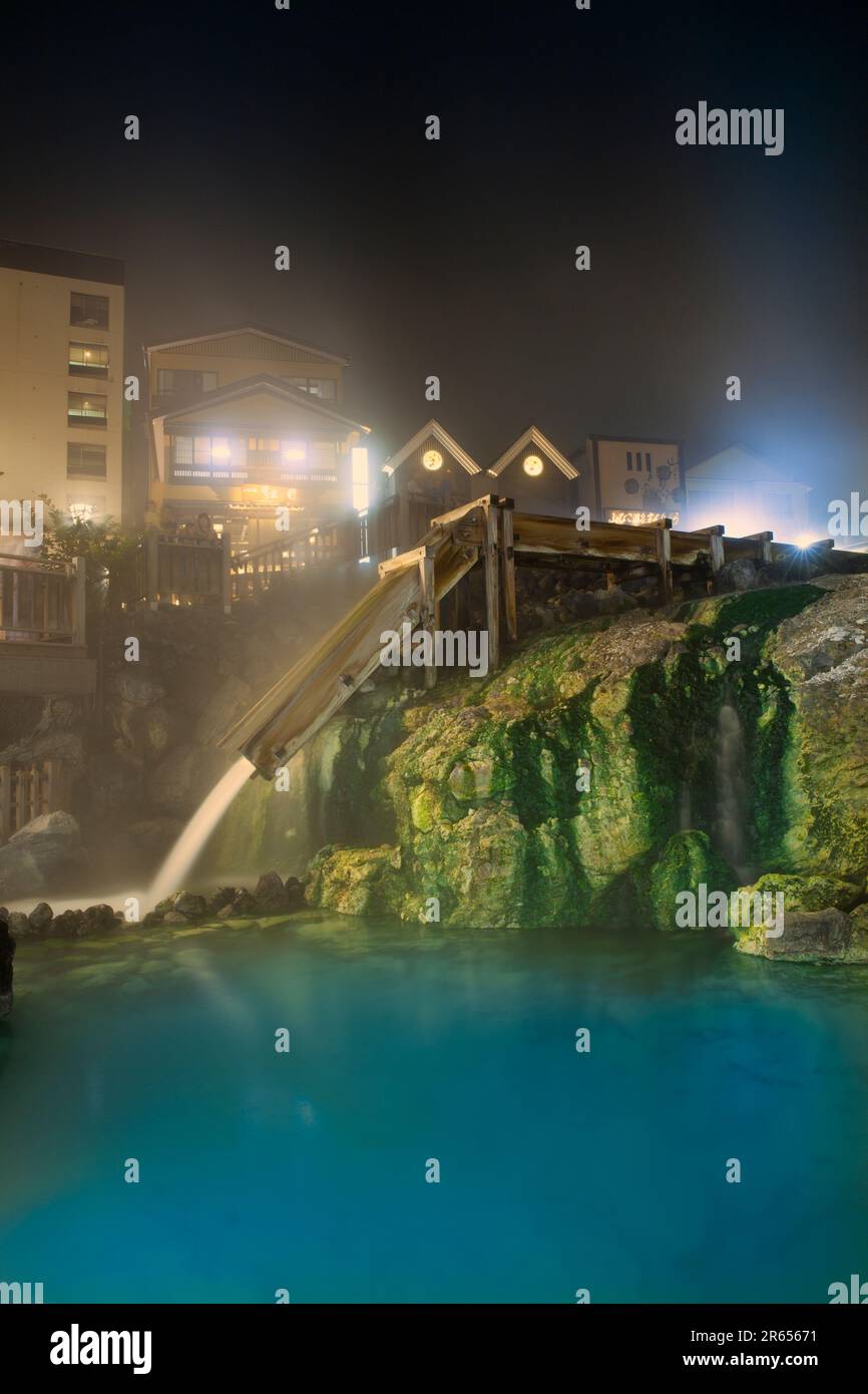 Kusatsu Onsen Yubatake and Onsen Street Stock Photo - Alamy