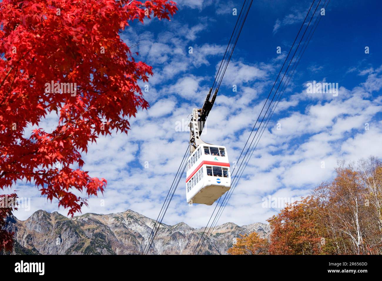 Autumn Leaves and Shin Hotaka Ropeway Stock Photo - Alamy