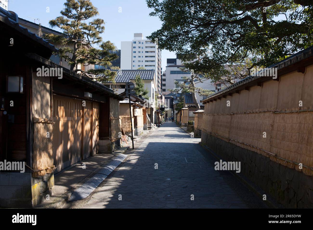Samurai houses hi-res stock photography and images - Alamy