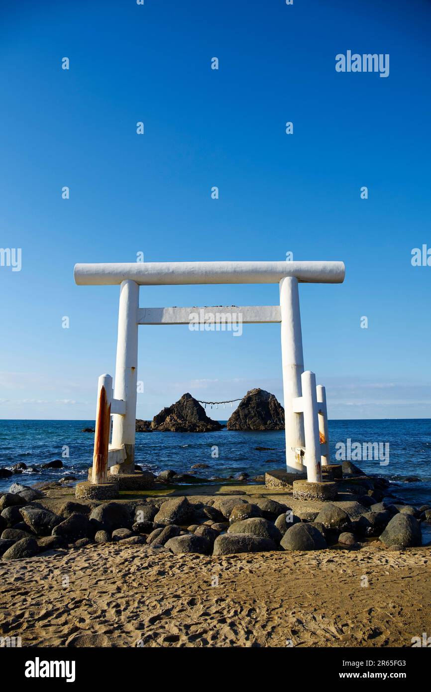 Married couple rocks in Sakurai Futamigaura Stock Photo - Alamy