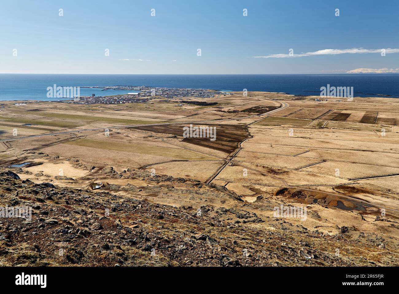 Icelandic coastal vista hi-res stock photography and images - Alamy