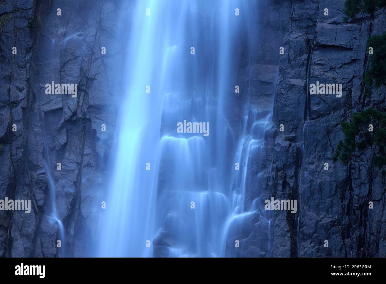 Kumano nachi waterfalls hi-res stock photography and images - Alamy