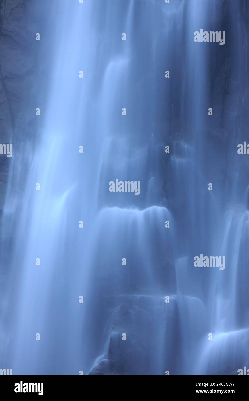 Kumano nachi waterfalls hi-res stock photography and images - Alamy