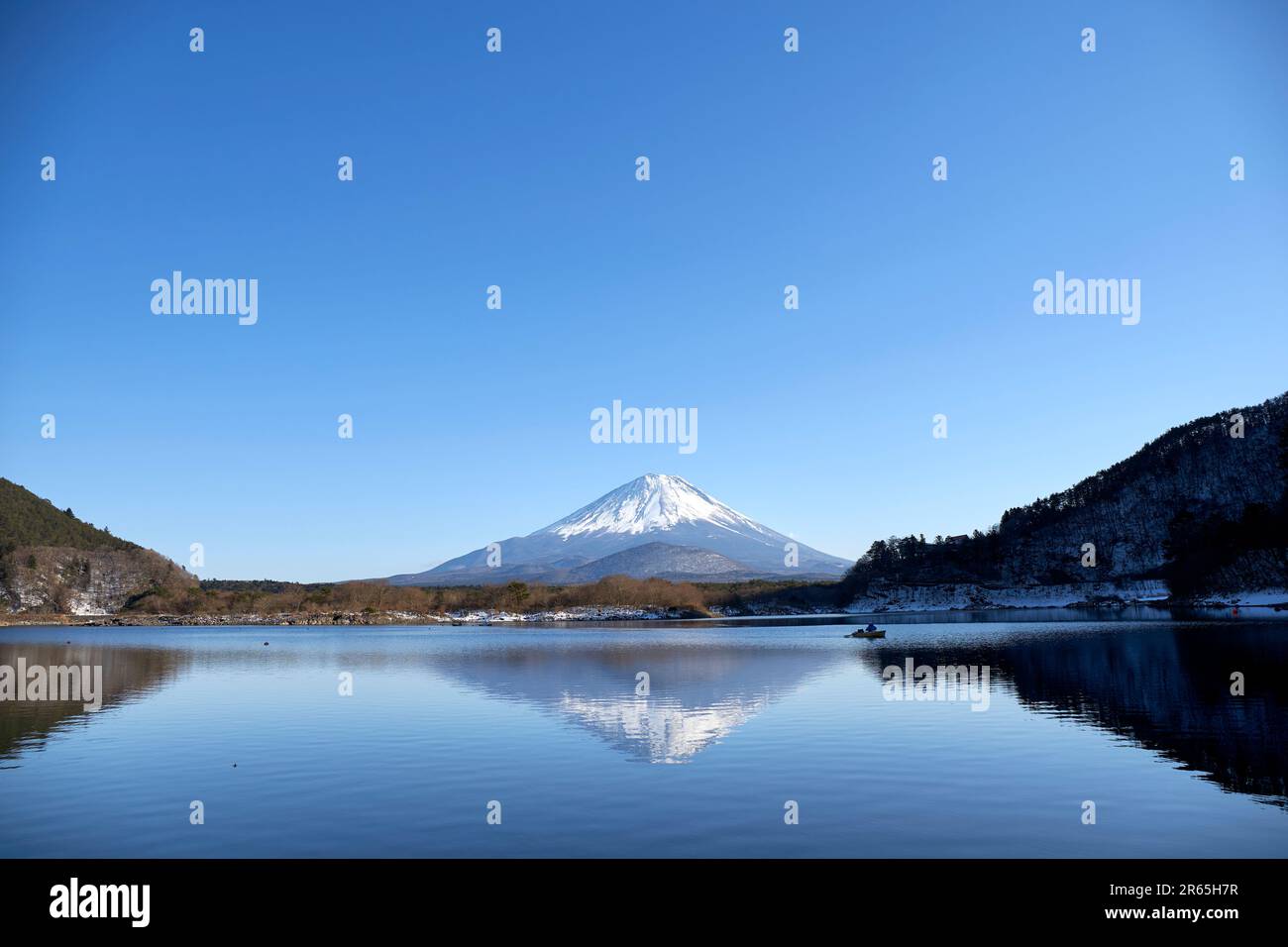 Fuji from Lake Shoji Stock Photo - Alamy