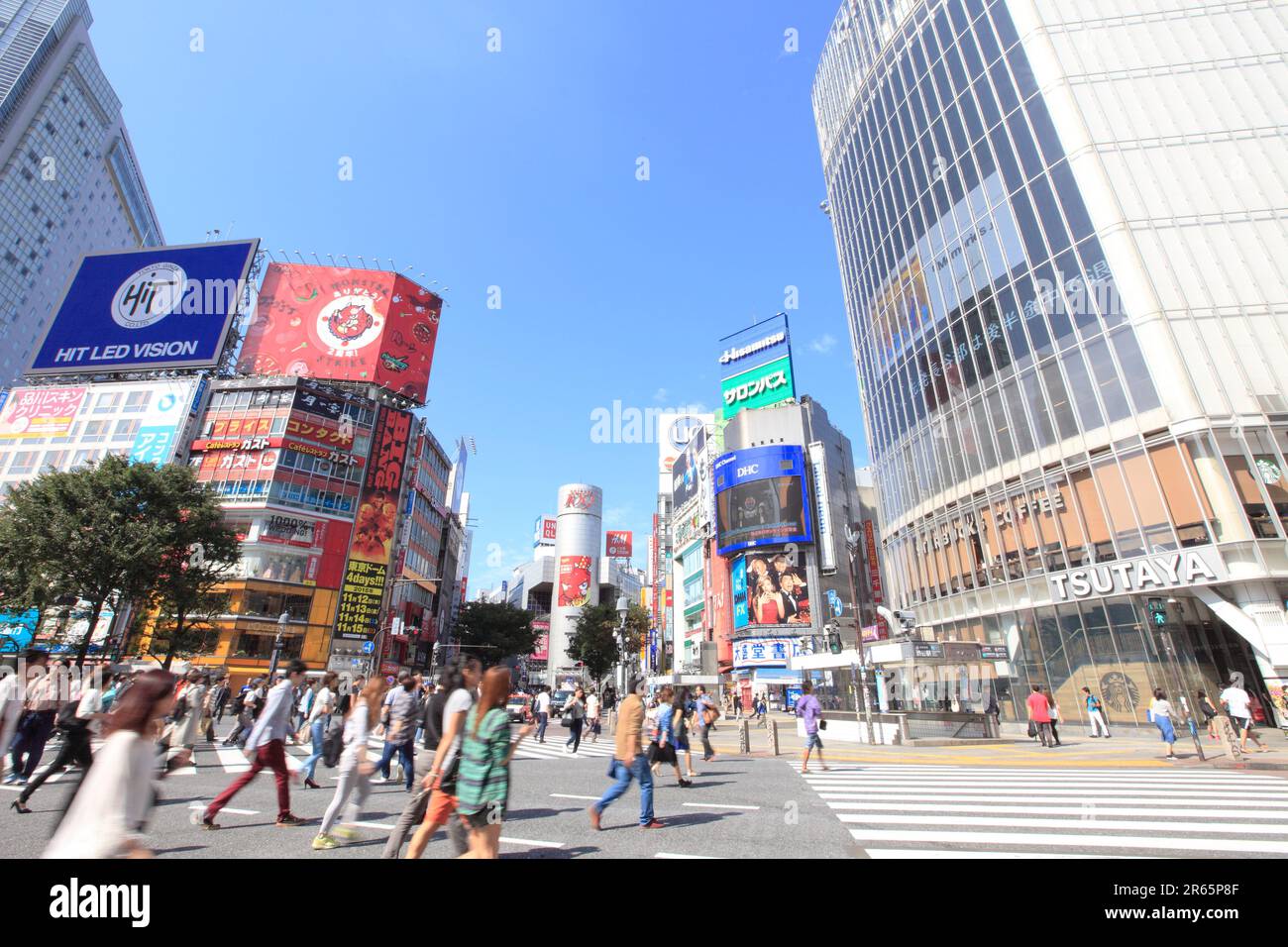 In front of Shibuya Station Stock Photo - Alamy