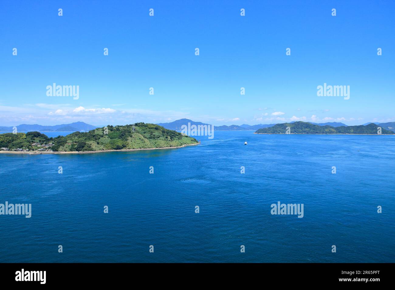 Islands in the Seto Inland Sea Stock Photo - Alamy