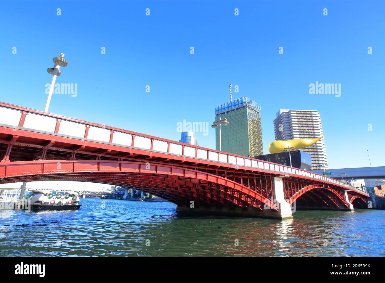 Azumabashi bridge and tokyo skytree hi-res stock photography and images ...