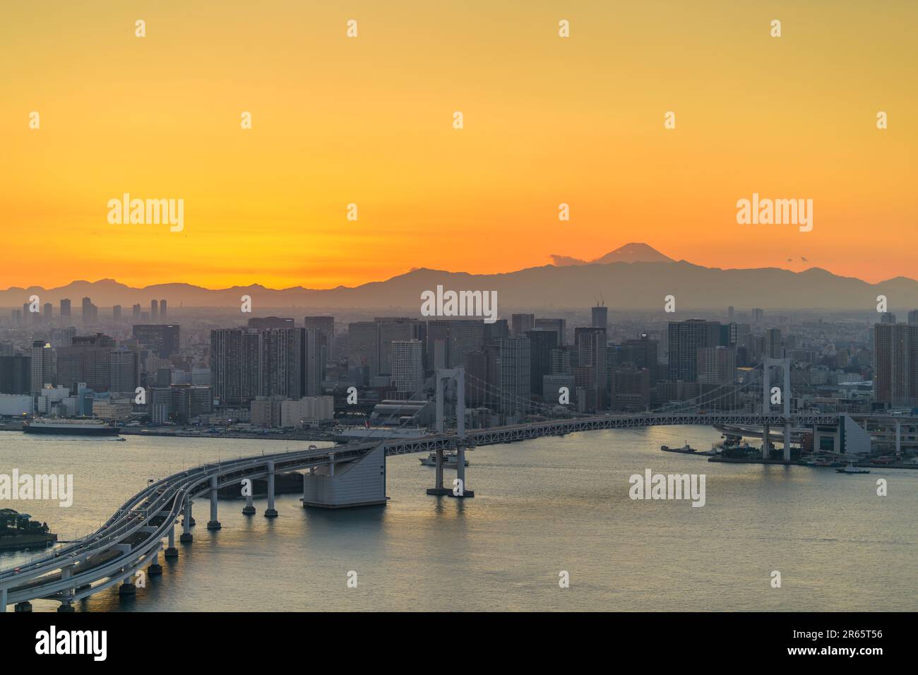 Evening view of Rainbow Bridge and Mt. Fuji Stock Photo - Alamy