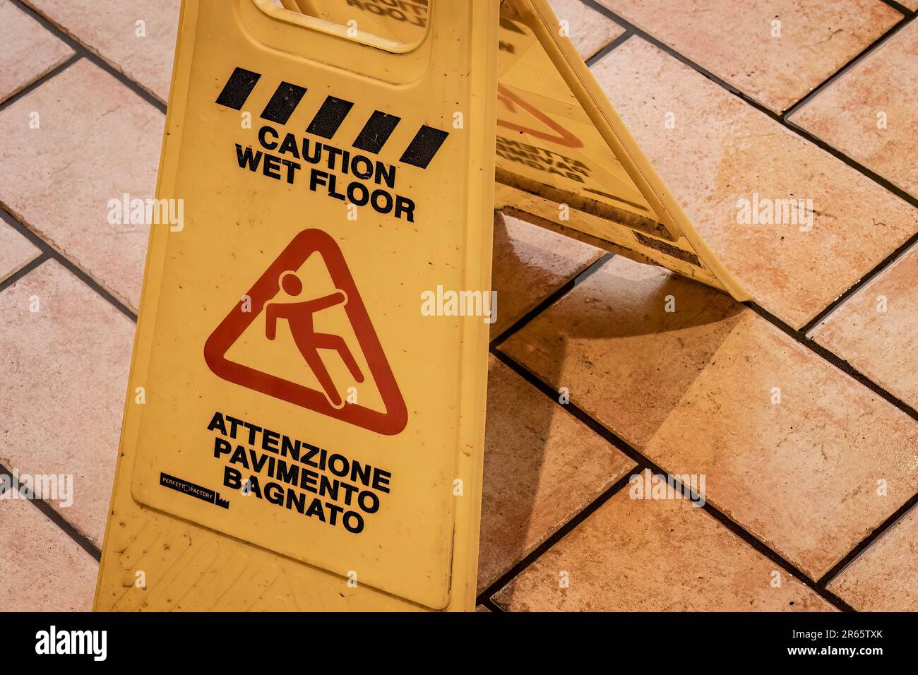 Wet floor indicator hi-res stock photography and images - Alamy