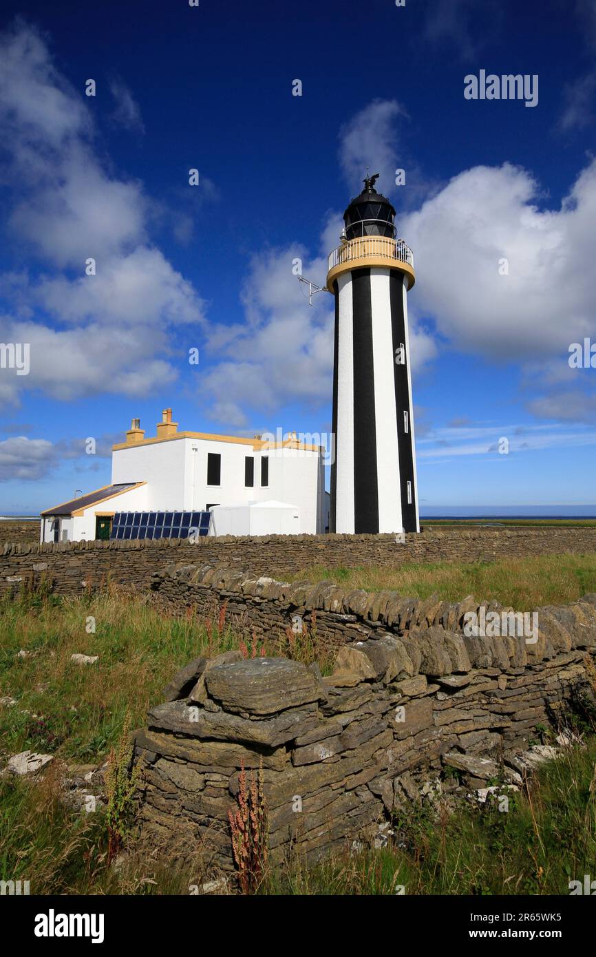 Start Point Lighthouse, Isle of Sanday, Orkney Stock Photo - Alamy