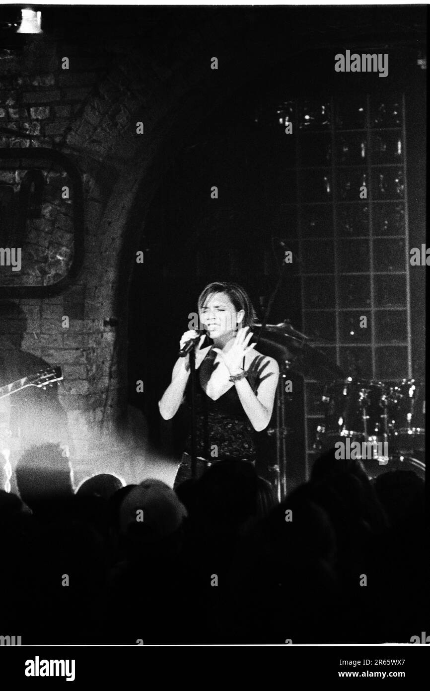 Victoria Beckham appears on the Pop Factory TV show to launch her solo ...