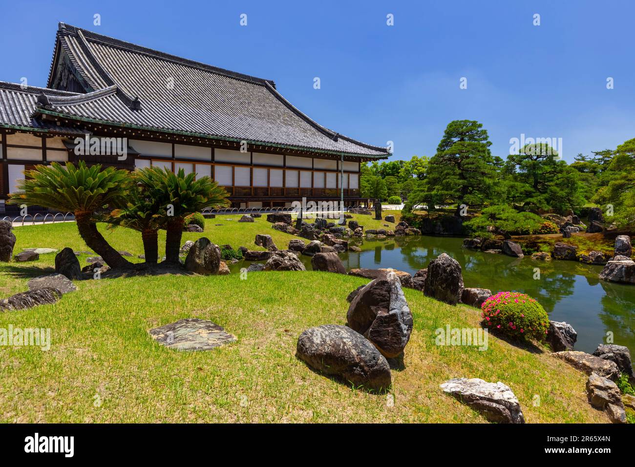 Ninomaru Palace and Ninomaru Garden at Nijo Castle Stock Photo - Alamy