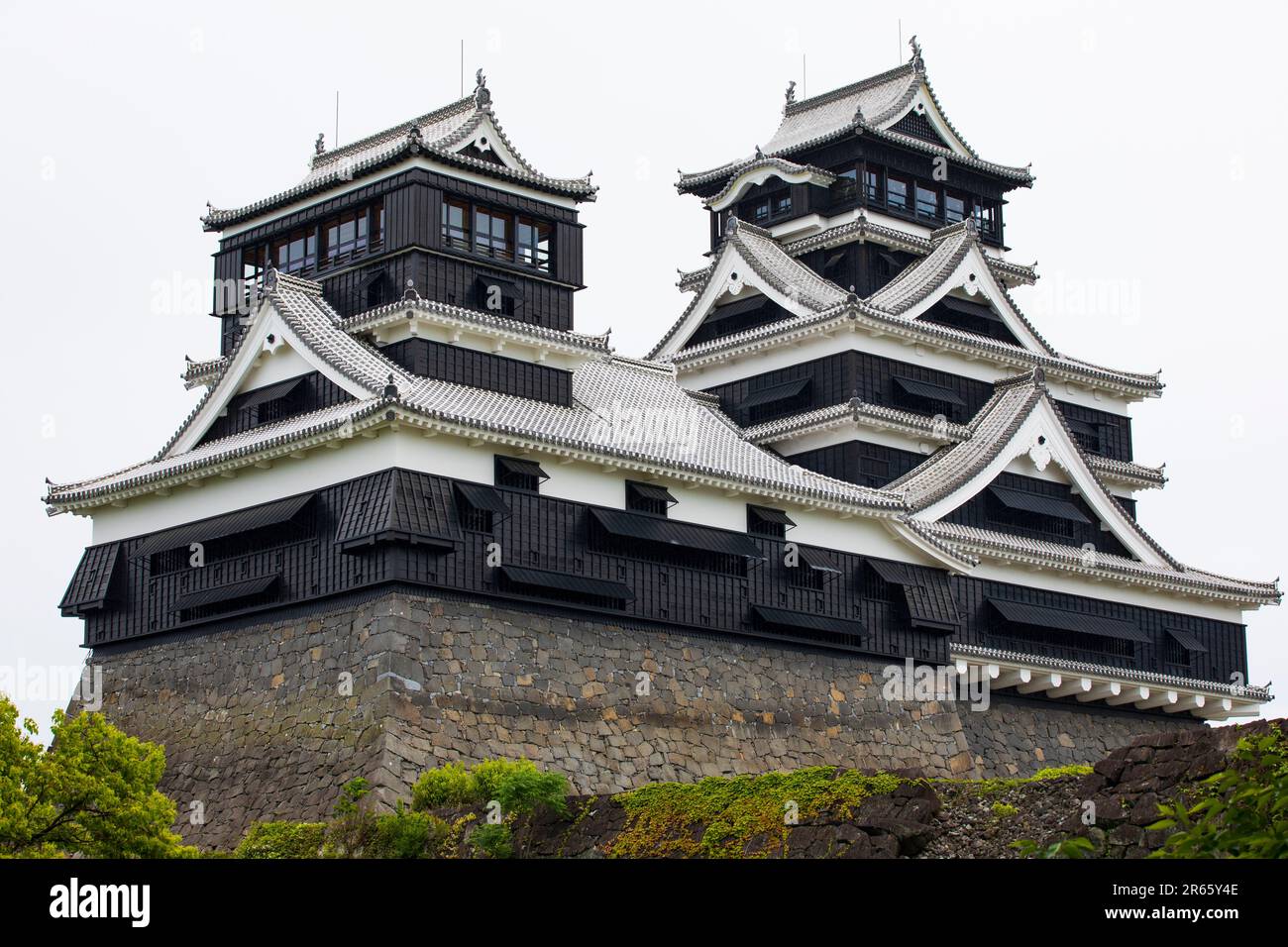 Tenshukaku (castle tower) of Kumamoto Castle Stock Photo - Alamy