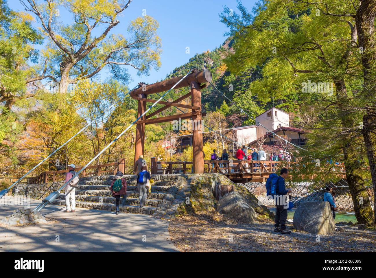 Kappa-bashi bridge in Kamikochi Stock Photo - Alamy