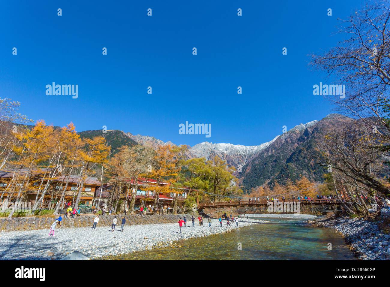 Kappa-bashi bridge in Kamikochi Stock Photo - Alamy