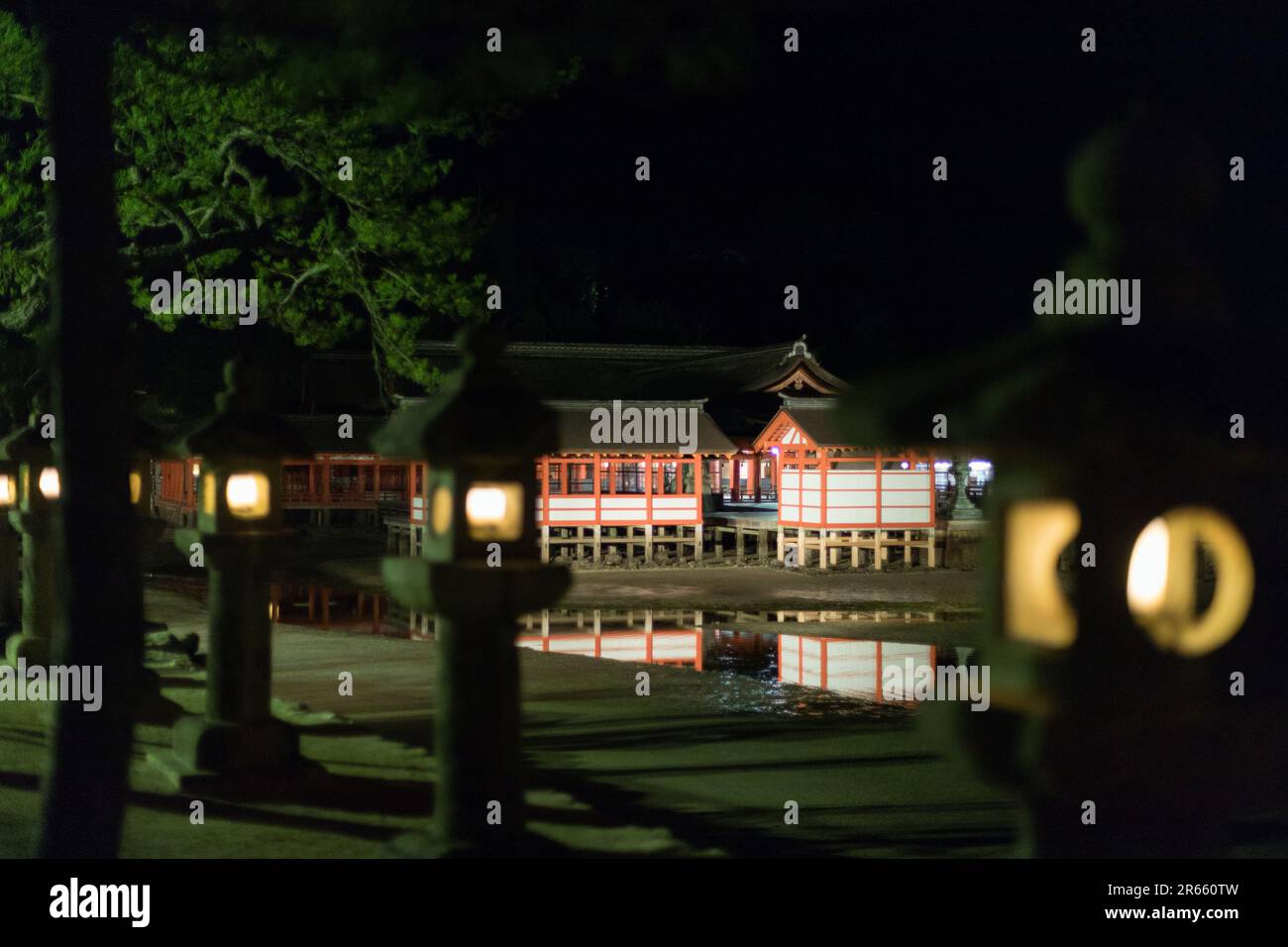 Itsukushima Shrine at night Stock Photo - Alamy