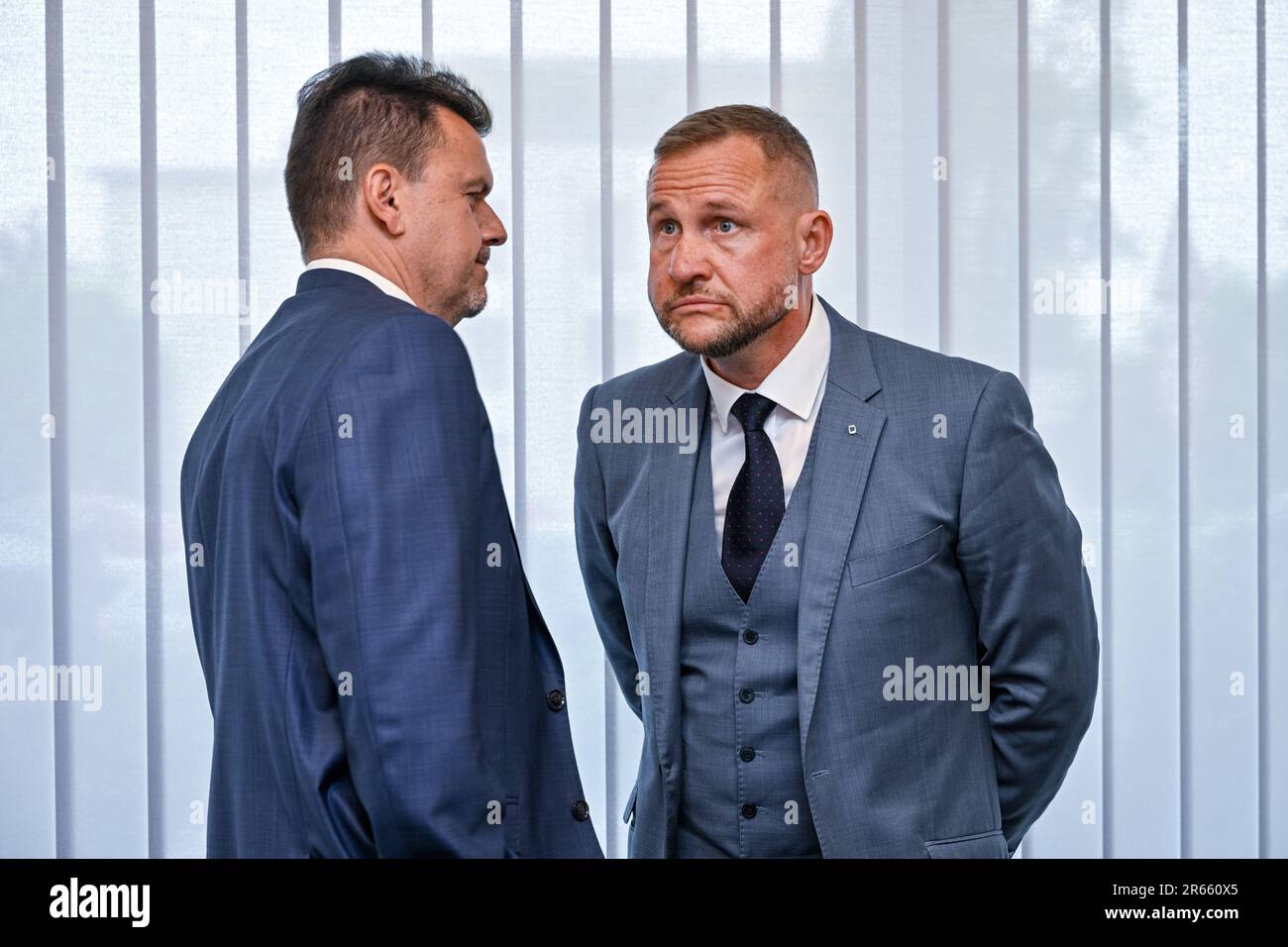 Elected ceo hi-res stock photography and images - Alamy