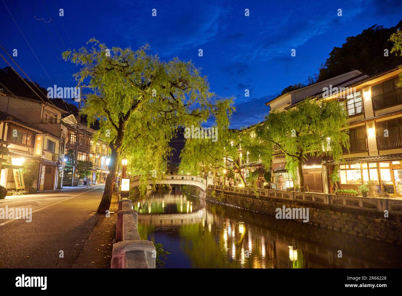 Kinosaki hot springs Stock Photo - Alamy